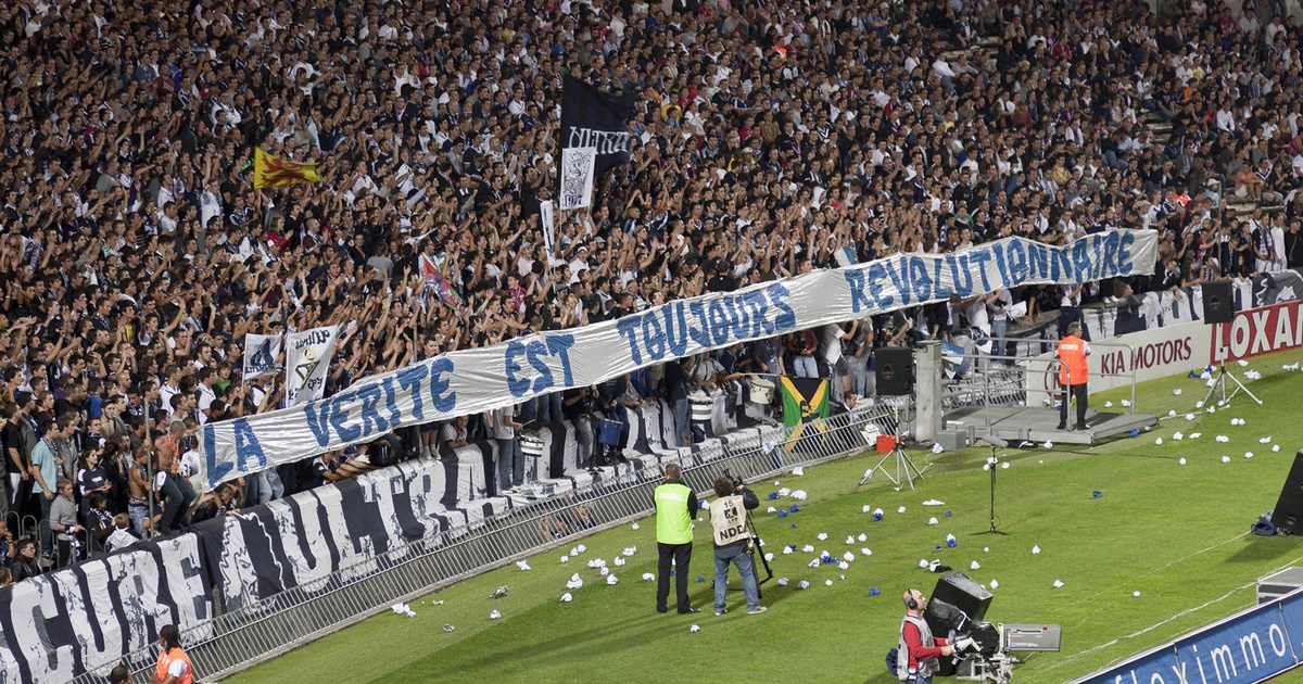 Exploring 'Small Data: Trial & Error' - ADN Galeria